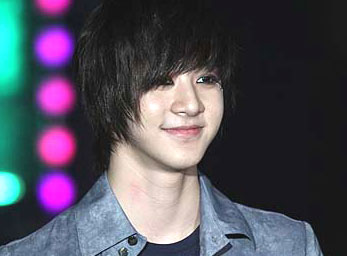 더엠 웨이브 천둥, MC 보며 꽃미소 [포토]